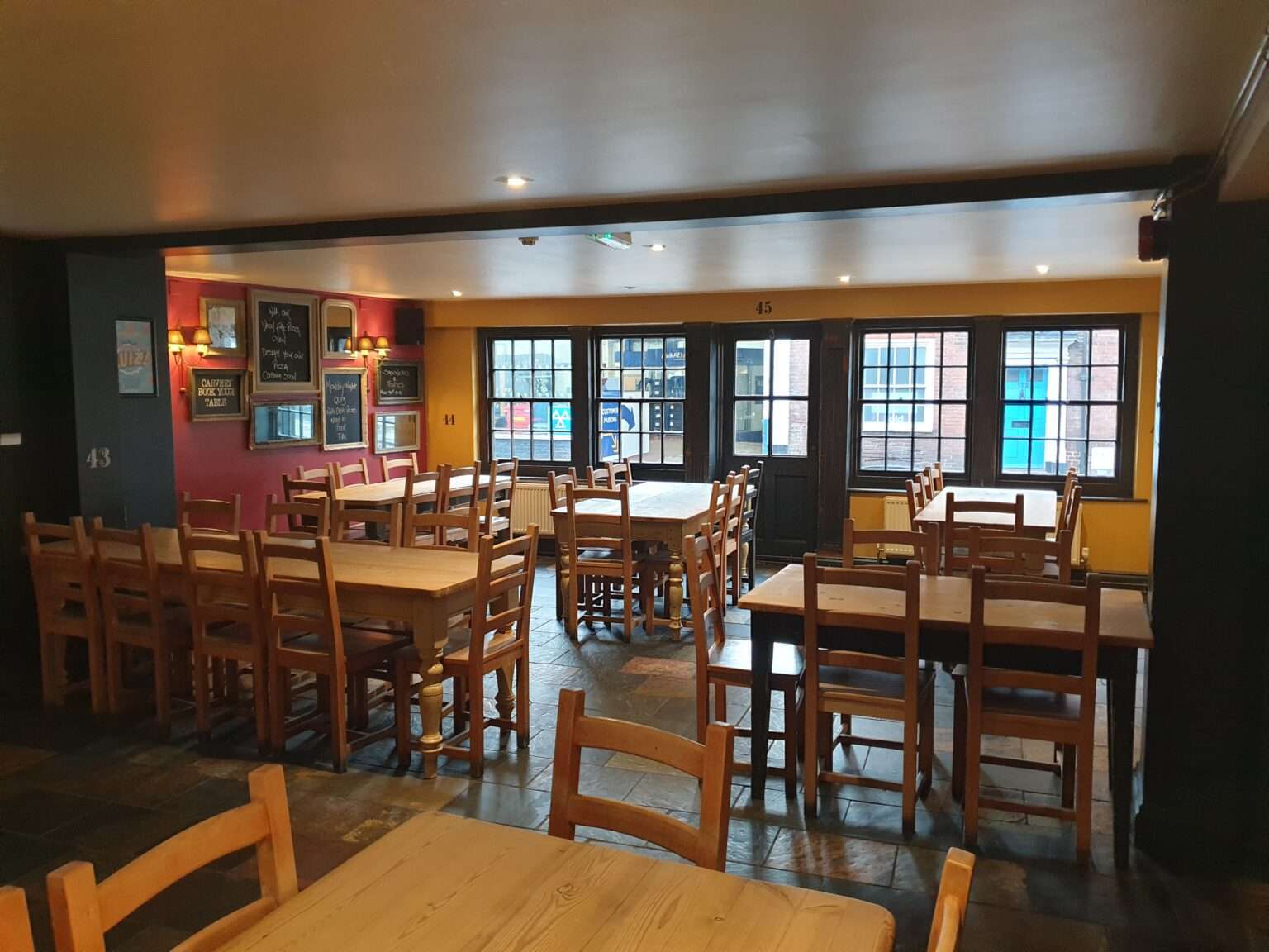 Home - The Nags Head Chichester Bar, Restaurant & Hotel